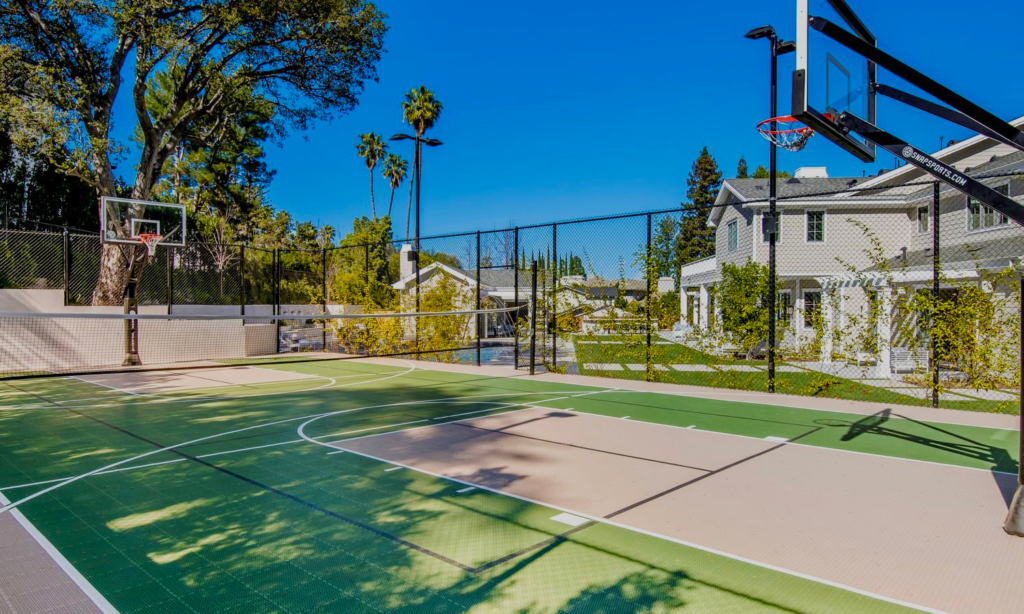 Flooring Manufactured in the U.S.A. | SnapLock Industries